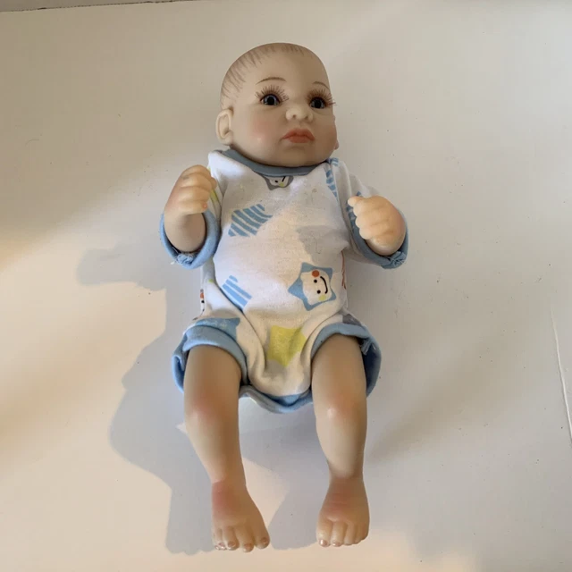 REALISTIC NEWBORN BOY, Anatomically Correct, Orig. Clothes, Posable, 11 ...