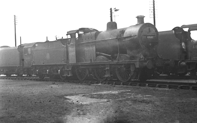 MM 36 RAILWAY Negative Large Format Fowler 4F Class 43907 At Kirkby ...
