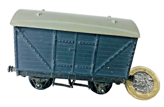 MODEL RAILWAY TRAIN Coach Triang Tri-ang Vintage Metal ra £18.15 ...