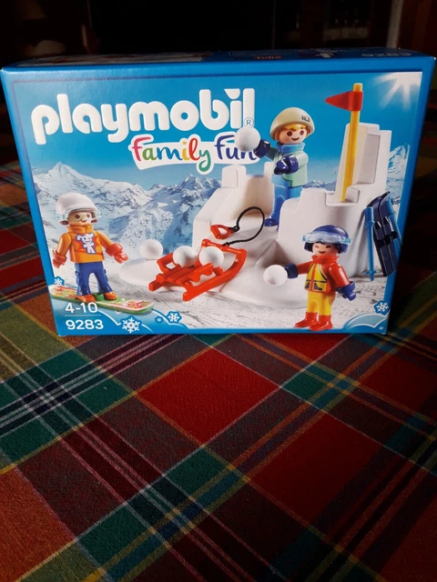PLAYMOBIL 9283 4/10 Family Fun. neuve boîte jamais ouverte thème neige ...