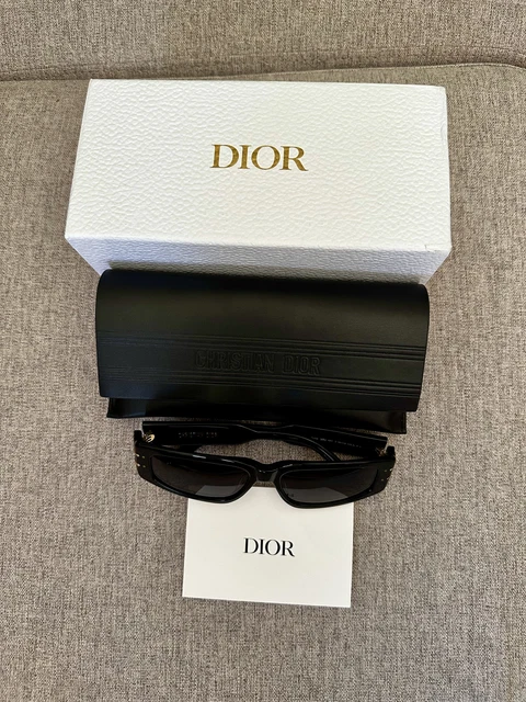 DIOR SIGNATURE S9U Rectangular Frame Acetate and Gold Sunglasses Size ...