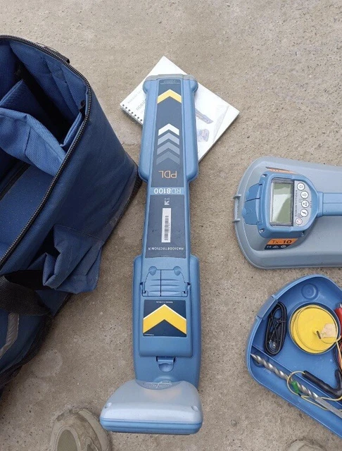 RADIODETECTION RD 8100 Precision Multifunction Cable & Pipe Locator w ...
