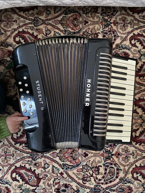 VINTAGE HOHNER ACCORDION Student II Black £100.00 - PicClick UK