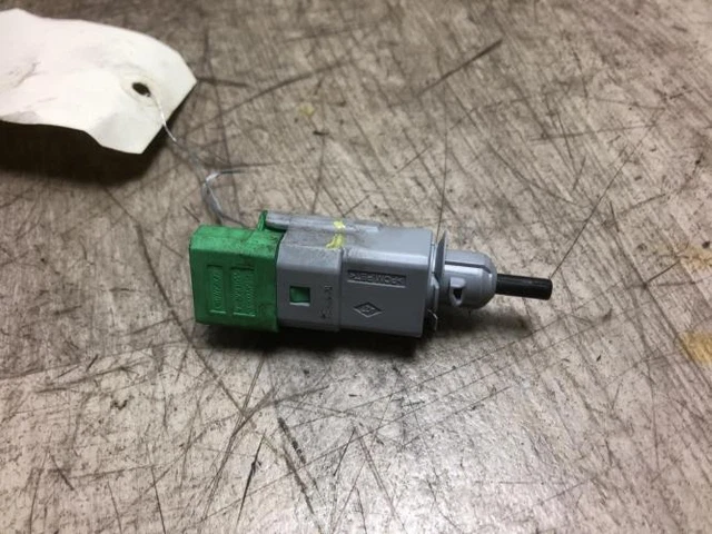 CONTACTEUR FEU STOP RENAULT TWINGO 3 PHASE 1 253206454R EUR 15,00 ...