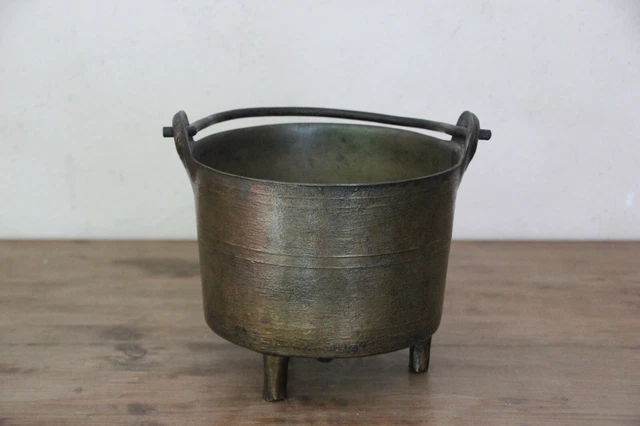 PETIT CHAUDRON À 3 pieds en fer forgé et laiton EUR 220,00 - PicClick FR