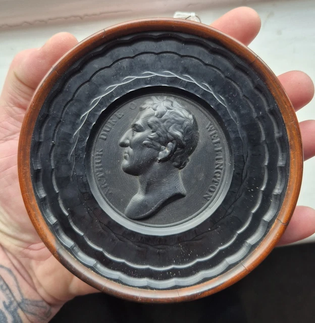 1850S BOIS DURCI Arthur Duke Of Wellington Plaque £73.50 - PicClick UK