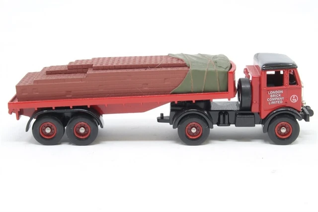 LLEDO TRACKSIDE DG149000 AEC Mammoth with Flatbed Trailer and Brick ...