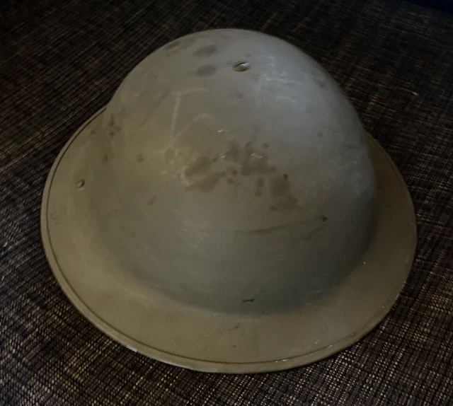 VINTAGE BELGIAN ARMY TIN HELMET War Soldiers Hat With Belgium Flag £30. ...