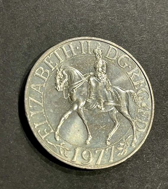 1977 QUEEN ELIZABETH II Silver Jubilee Commemorative Coin 25 New Pence ...