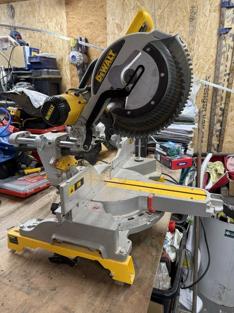 DEWALT DWS780 305MM XPS Compound Slide Mitre Saw 110V/1675W with Leg ...