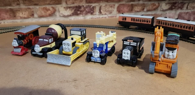 TRACKMASTER PUSH ALONG Thomas & Friends - Sodor Snow Storm Pack £180.00 ...