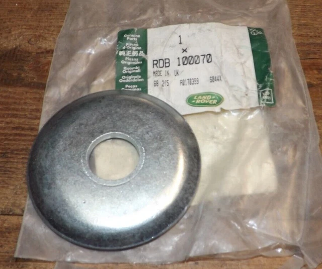 LAND ROVER DEFENDER Front Radius Arm Top Washer Genuine Part Number ...