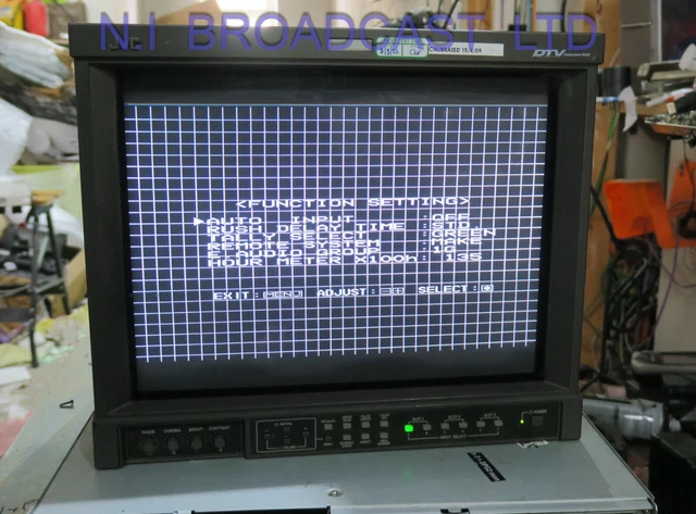 JVC 17INCH DT-V1710CG grade 1 monitor with HDSDI input (800 tv lines ...