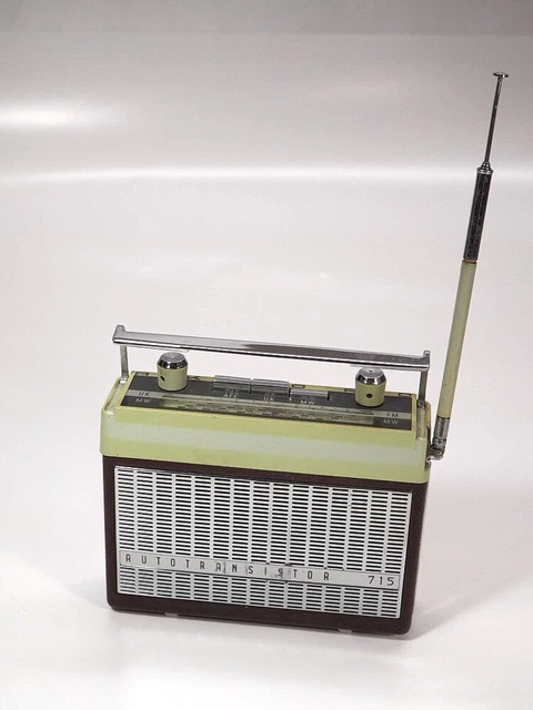 ALTES AKKORD AUTOTRANSISTOR 715 / 6100 RADIO Transistorradio 1960er ...
