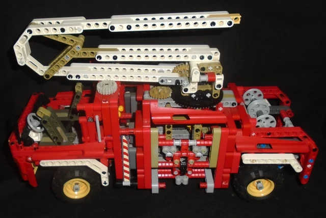 VINTAGE LEGO TECHNIC Fire Truck 2 In 1 Set 8289 Incomplete NO MANUAL ...
