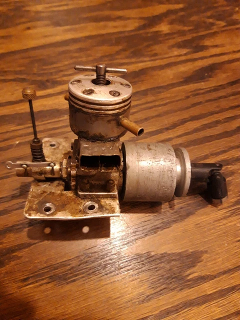 VINTAGE ED HUNTER 3.46cc r/c diesel engine, for Veron or Keilkraft boat ...