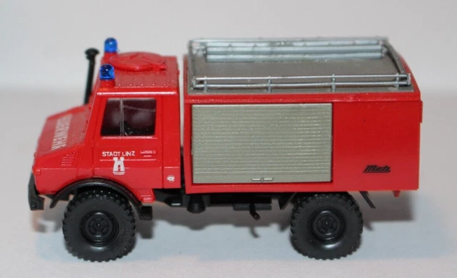 FW2238, ROCO MB Mercedes Benz Unimog U 1300 Metz TLF Linz Feuerwehr TOP ...