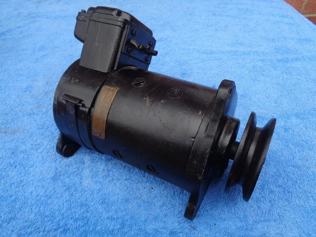 LUCAS CAV 12V Dynamo for Bedford QLR Austin K5 Humber Utility Military ...
