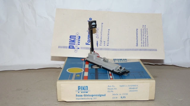 PIKO - SIBA; Signal; Formsignal; Gleissperrsignal Spur H0 in OVP (H37 ...