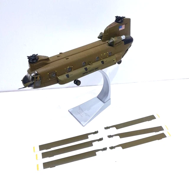 CORGI BOEING CH-47C Chinook US Army Aviation Archive 1:72 £71.99 ...