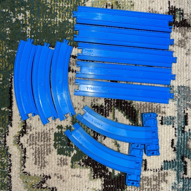 THOMAS TRACKMASTER BLUE Assorted TOMY Train Track Pieces LOT 10 Play ...