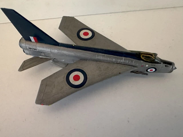 WW2 ENGLISH ELECTRIC Lightning Miniature Model Aeroplane die cast B76 £ ...