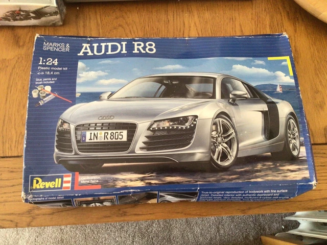 REVELL 1/24 MODEL car kit Audi R8 Special Edition For Marks And Spencer ...
