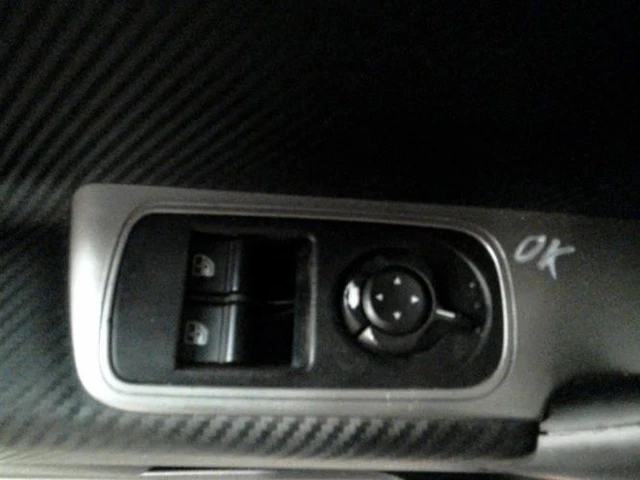 INTERRUPTOR DE ELEVALUNAS delantero izquierdo ALFA ROMEO MITO PHASE 1 ...
