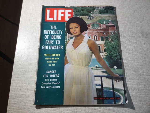 LIFE MAGAZINE. SEPTEMBER 18, 1964 SOPHIA LOREN IN HER NEW VILLA £6.84 ...