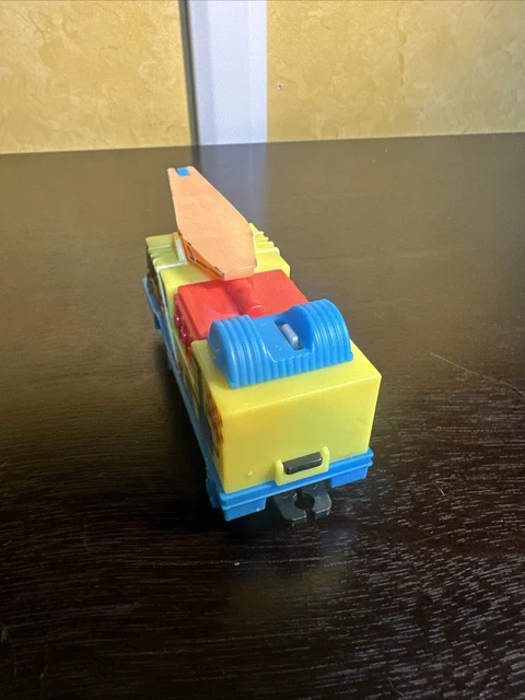 THOMAS & FRIENDS Trackmaster Hyper Glow Kevin Motorized Train Car ...