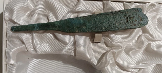 ANCIEN OUTIL AGE Du Bronze Préhistoire Lance De Flèche Couteau ...