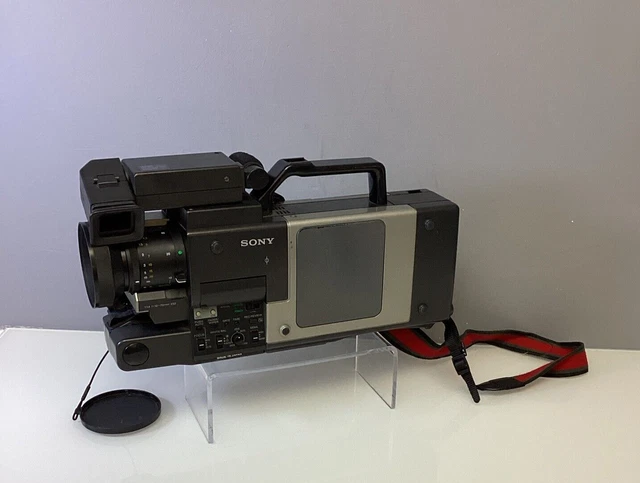 SONY CCD-V100E VIDEO 8 PRO Camera with batteries Carry Case UNTESTED £9 ...
