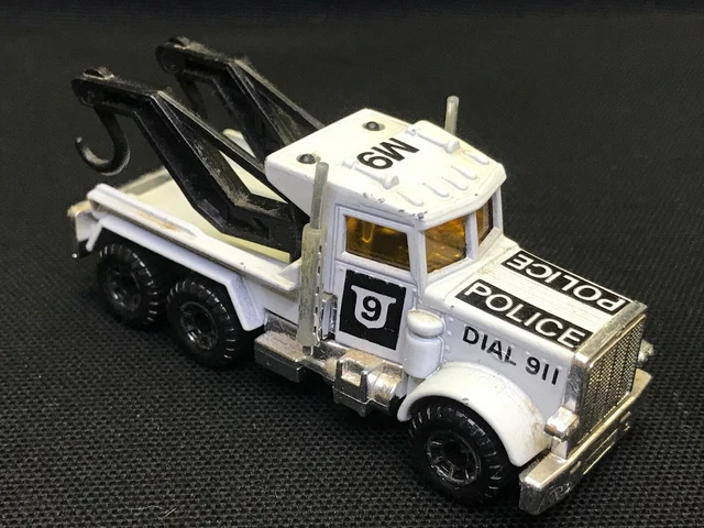 MATCHBOX PETERBILT POLICE Truck Rig Tow Truck Collectable Scale 1:64 ...