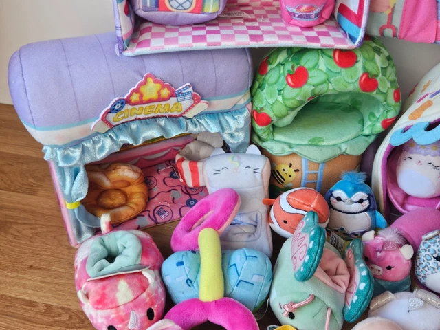 HUGE SQUISHMALLOW SQUISHVILLE bundle mall treehouse clothes £79.99 ...