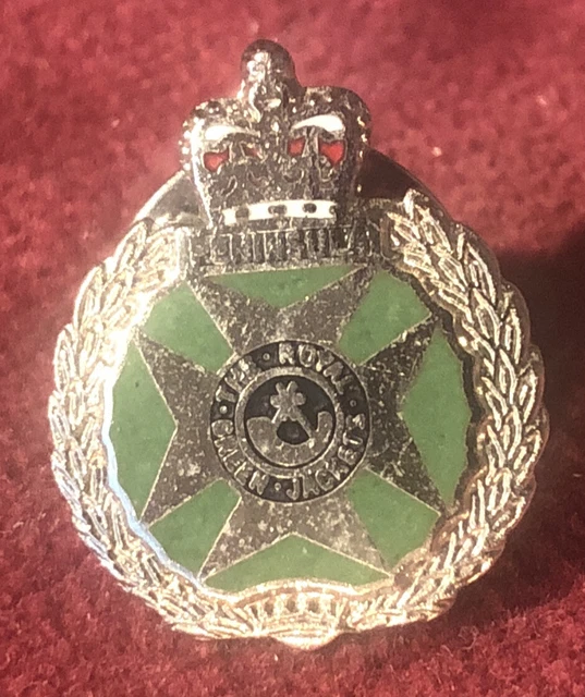 BRITISH ARMY RGJ THE ROYAL GREEN JACKETS PIN BADGE SWIFT & BOLD ...