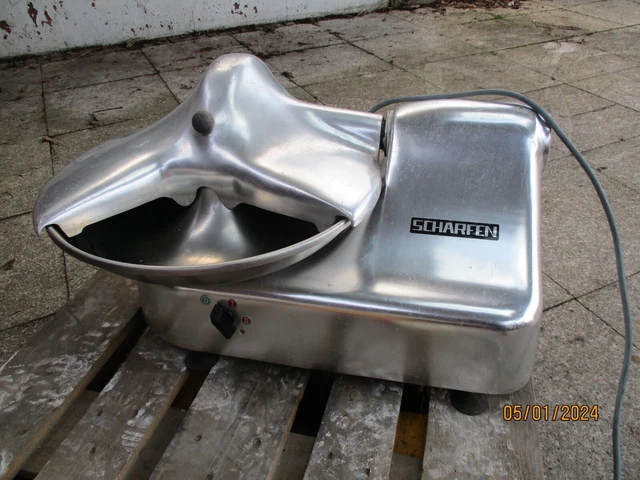 SCHARFEN KUTTER FLEISCHKUTTER CUTTER Tischkutter 11 Liter , 2 Gang 380 ...