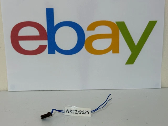 GENUINE MERCEDES-BENZ WIRING Loom Harness Plug Connector A0285450626 ...