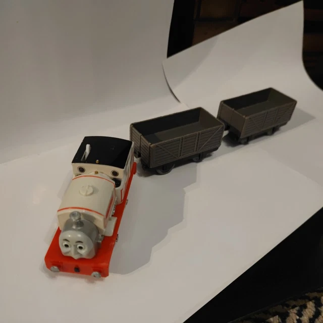 NON WORKING - Thomas Trackmaster STANLEY battery train £4.99 - PicClick UK