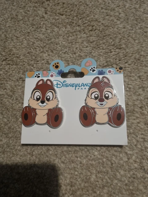 DISNEYLAND PARIS PIN. Chip and Dale Big Feet. DLP. New With Tag £13.20 ...