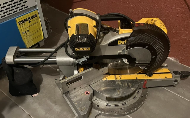 DEWALT DWS780 12 in. Double Bevel Sliding Compound Miter Saw New EUR 271,53 - PicClick FR