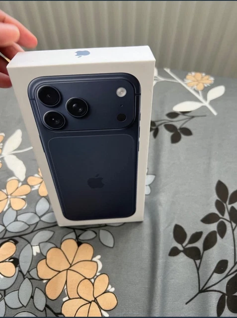 APPLE IPHONE 17 pro max 512gb deep blue colour £924.70 - PicClick UK