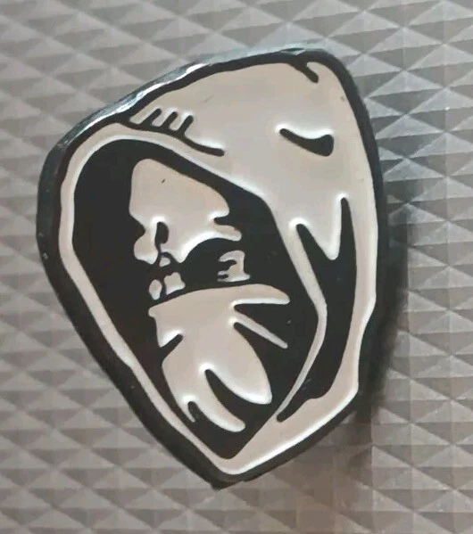 SPILLA PINS DISTINTIVO Stemma Simbolo Badge Crest Ultras Milan Milano ...