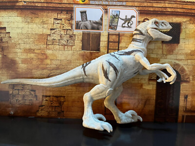 JURASSIC WORLD PARK Dominion Target Atrociraptor Ghost Figure Release N ...