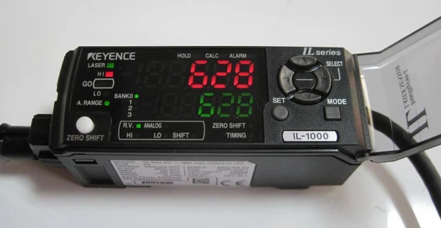 KEYENCE IL-1000 CMOS Laser Appli Sensor Amplifier Unit IL Series New ...