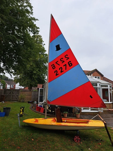 OLD FIBREGLASS TOPPER Dinghy With Launch Trolley £9.99 - PicClick UK