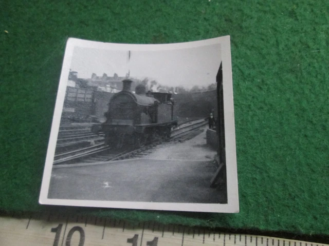 LOCO 31697 AT Gravesend Station 1949 (Lot A83) 6 X 6Cm Photo £2.99 ...