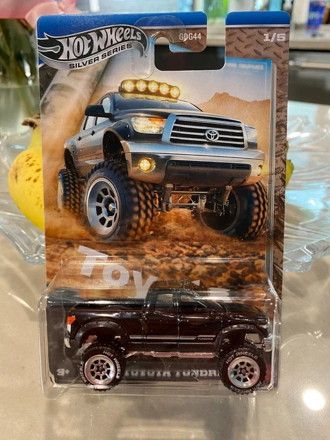 2025 HOT WHEELS Silver Series ‘10 Toyota Tundra 1/5 Walmart Exclusive ...