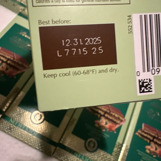 LINDT DUBAI STYLE milk Chocolate Pistachio & Kadayif Lot Of 10 Expired ...