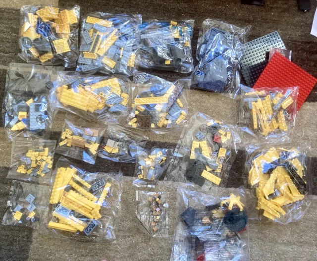 DOCTOR WHO TARDIS Console Room Mega Set Character Building *Sold As ...