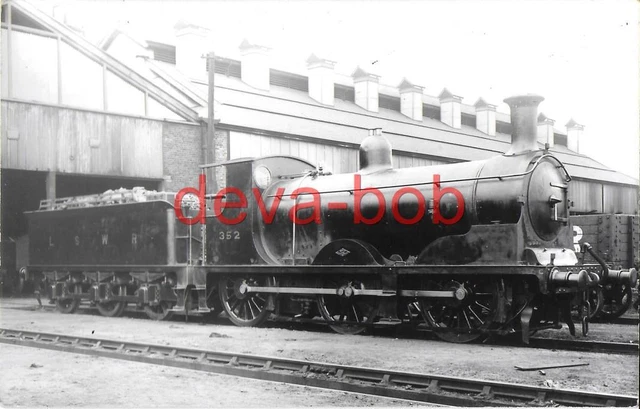 RAILWAY PHOTO LSWR 700 Class 352 Nine Elms Shed L&SWR Drummond 0-6-0 ...